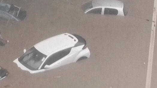 Glacial Melt Exposing Dead Bodies on Mount Everest - Videos from The ...