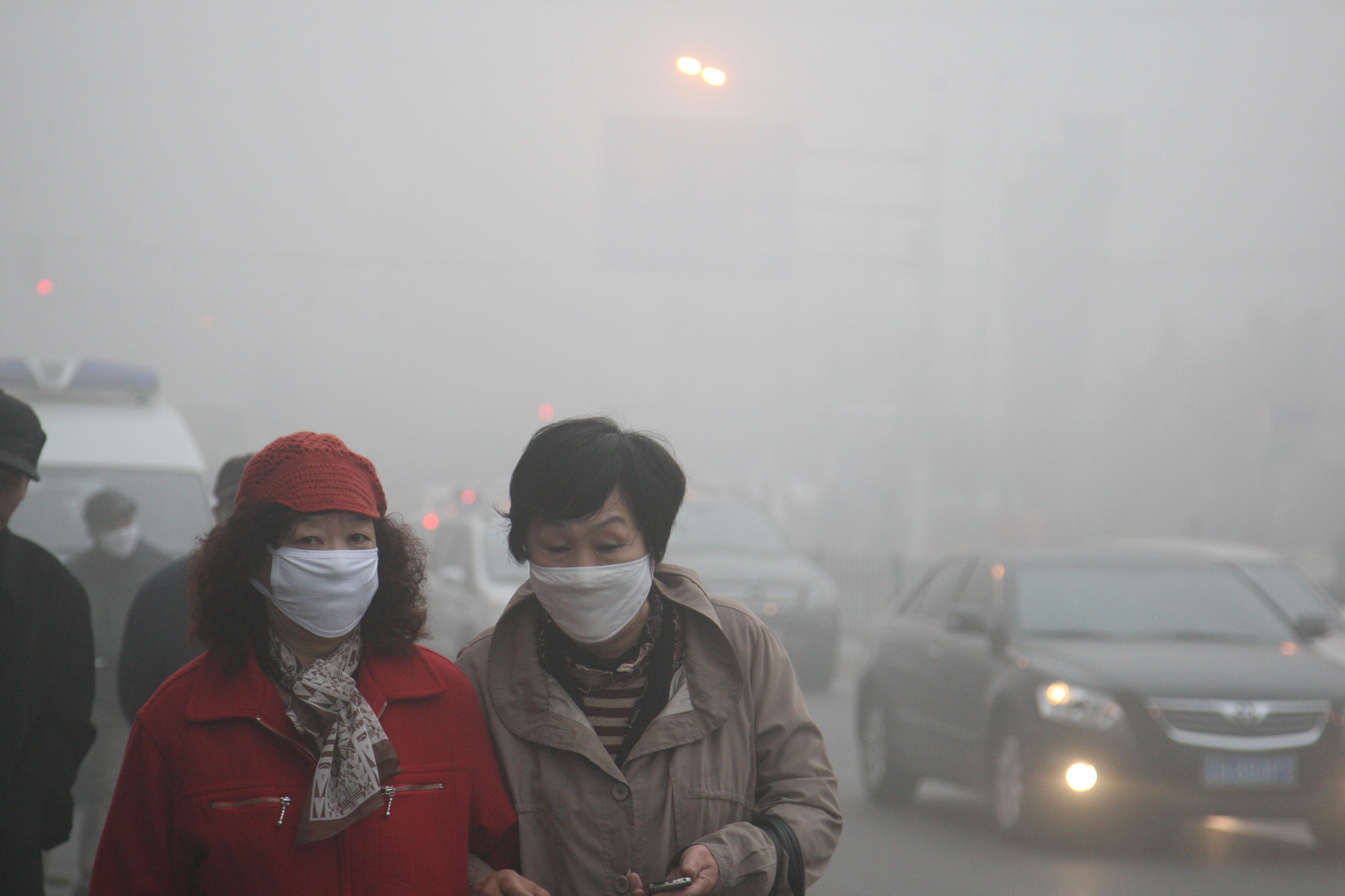 Beijing Super Smog Update: Emergency Measures Shut Down Factories ...