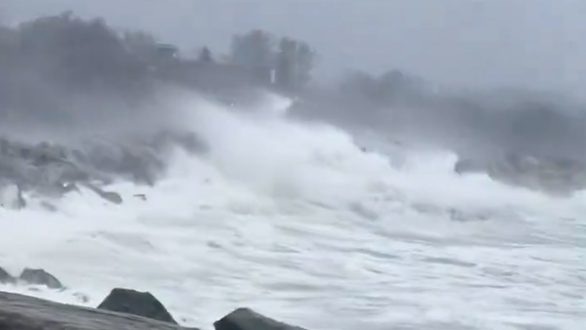 First Winter Storm of 2020 to Spread Snow and Rain Through the Central ...