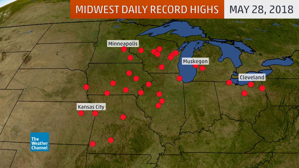 Minneapolis/St. Paul Records Earliest 100-Degree Temperature as Heat ...