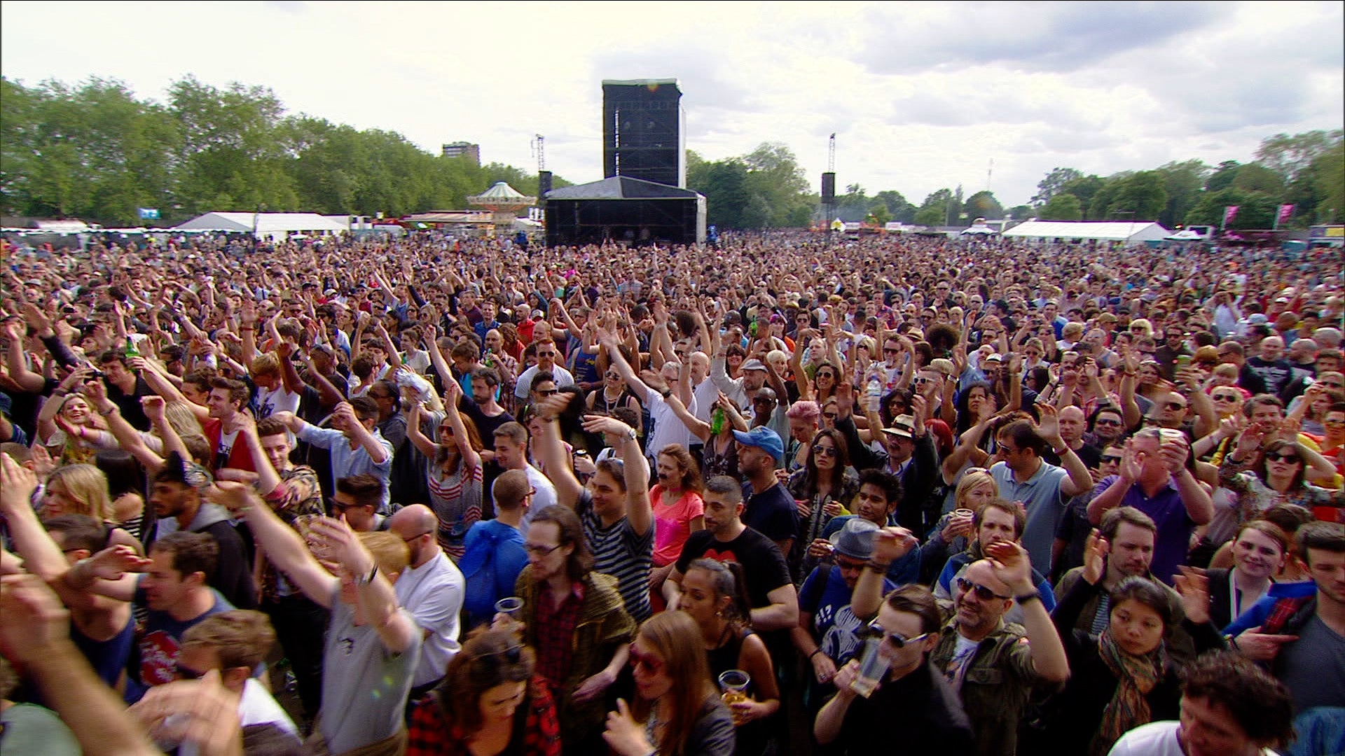 Here’s Your Summer Concert Safety Guide - Videos from The Weather Channel