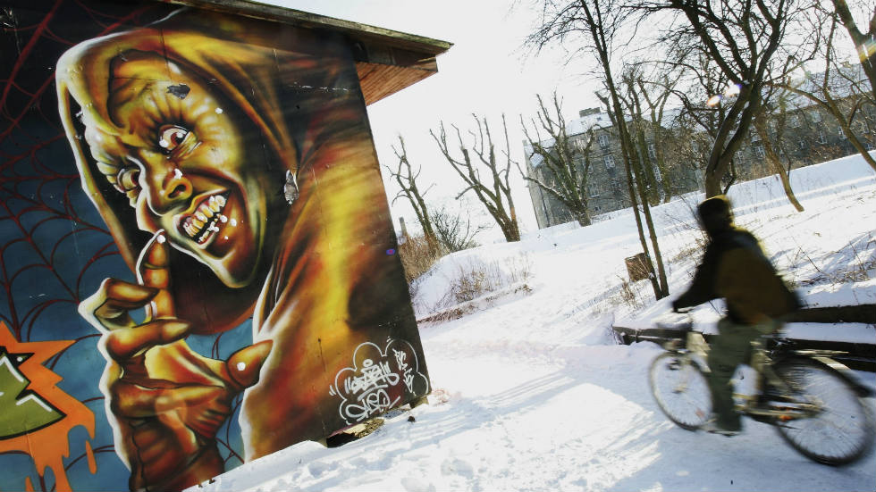 Must-See Street Graffiti: Winter Edition | The Weather Channel
