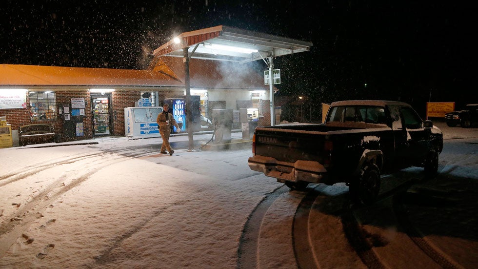 Winter Storm Pax: In Georgia, Hundreds of Thousands Lose Power As Ice ...