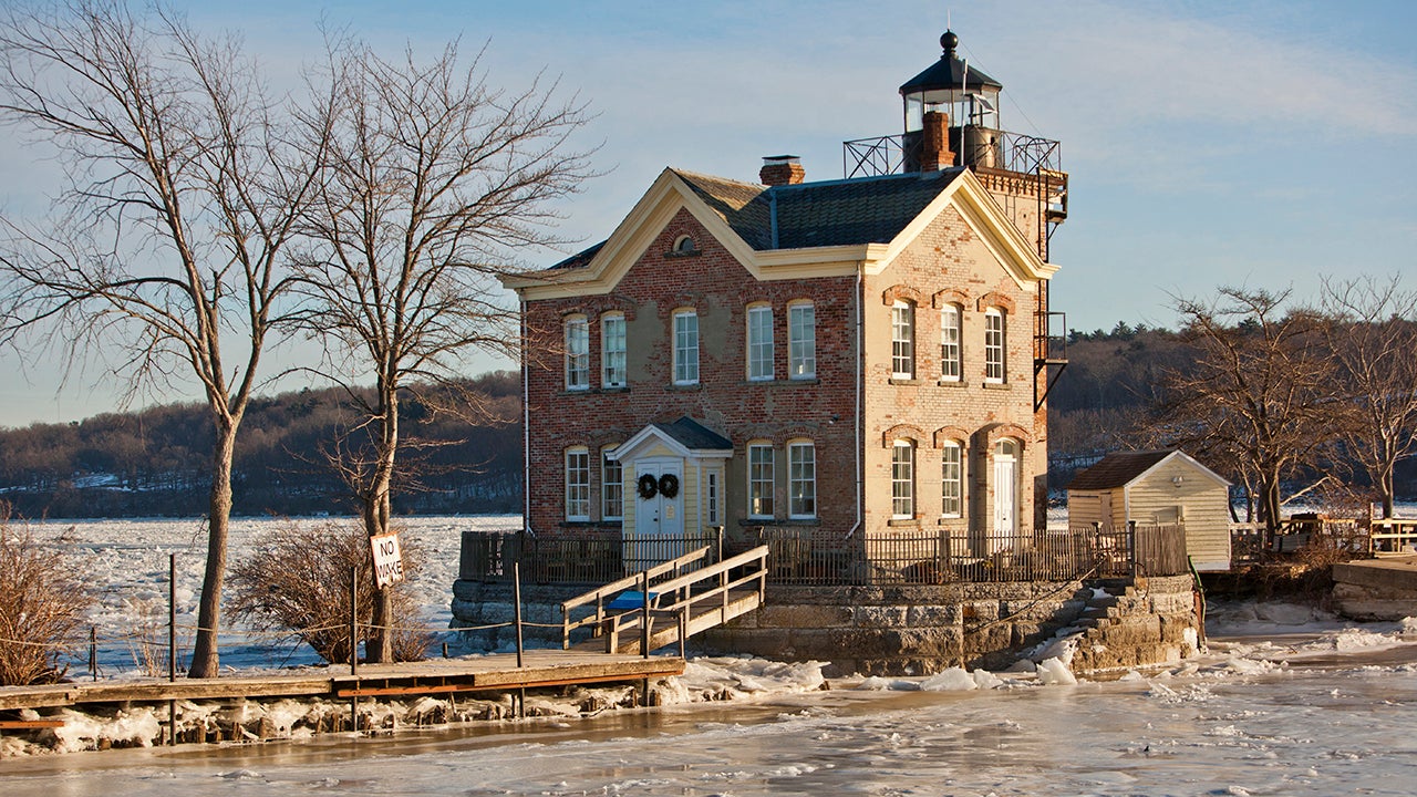 Stunning Lighthouse Hotels Around the World (PHOTOS) | The Weather Channel