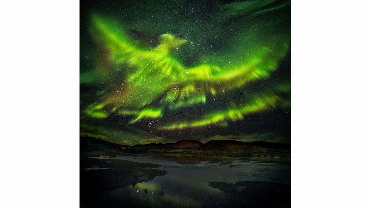 Photographer Sees 'Giant Phoenix' in Northern Lights | The Weather Channel