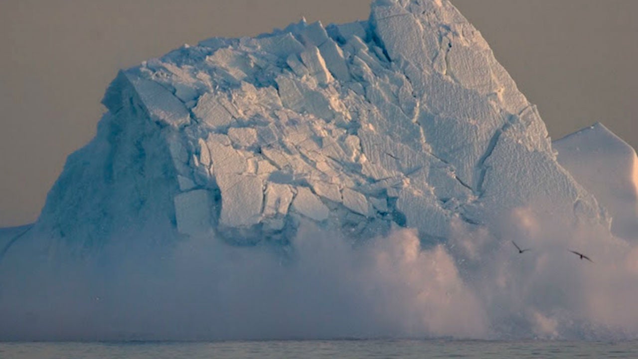 Volcanic Eruptions May Be Rapidly Melting Arctic Ice Sheets, Study Says ...