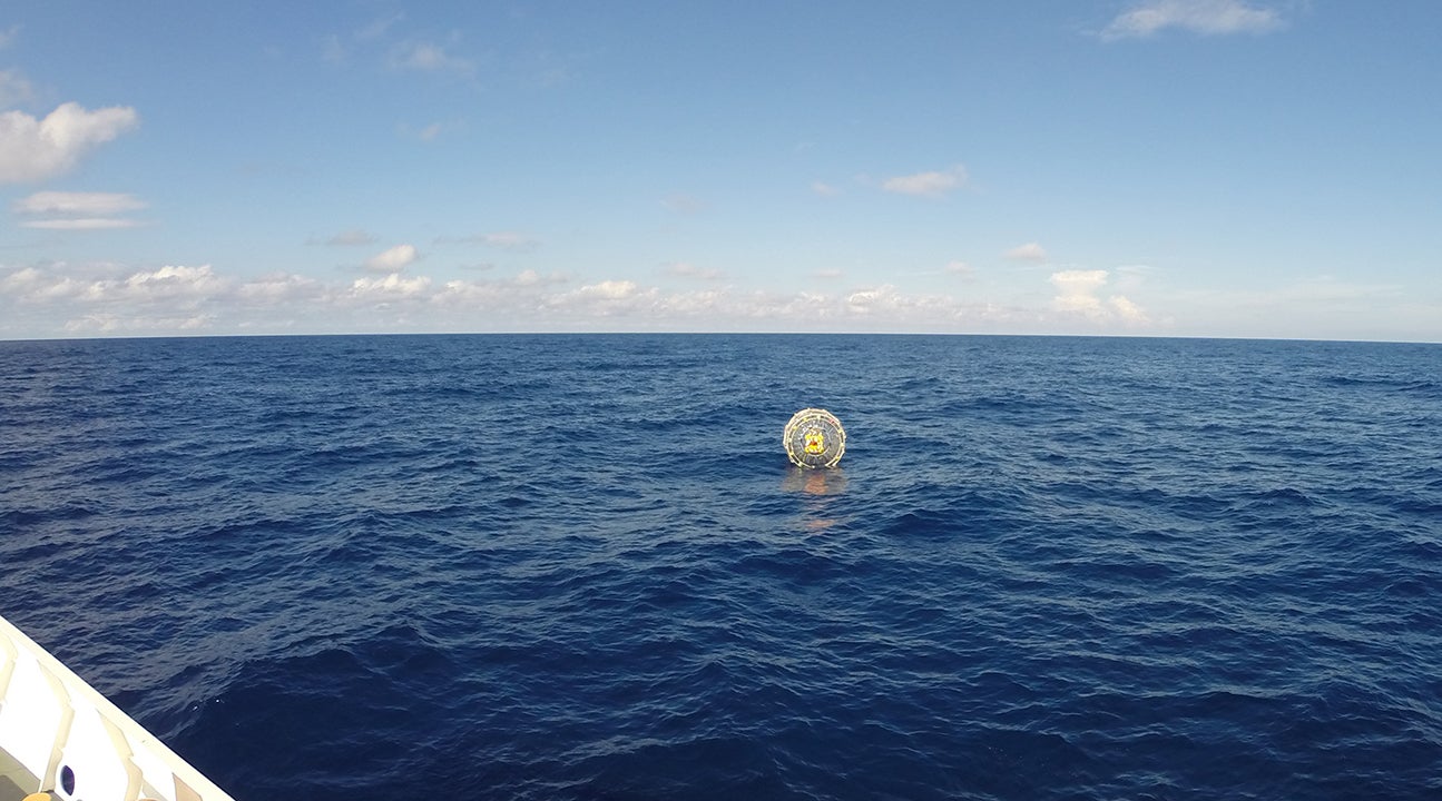 Man Rescued in Atlantic Ocean After Attempt to Travel to Bermuda in ...