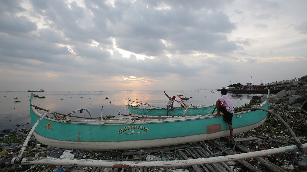 Typhoon Rammasun (Glenda) Slams Philippines: At Least 3 Dead | The ...