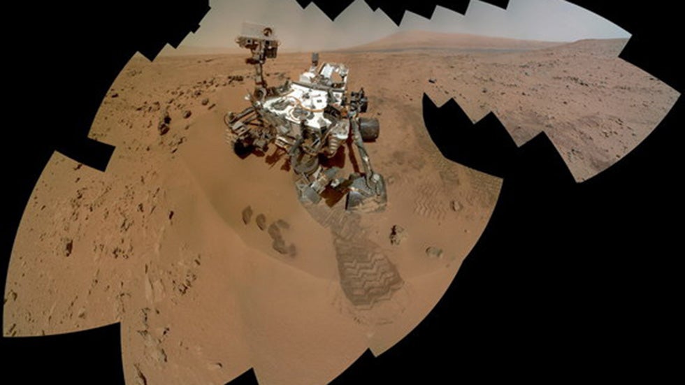 Mars Soil Contains Surprising Amount of Water, NASA Finds | The Weather ...