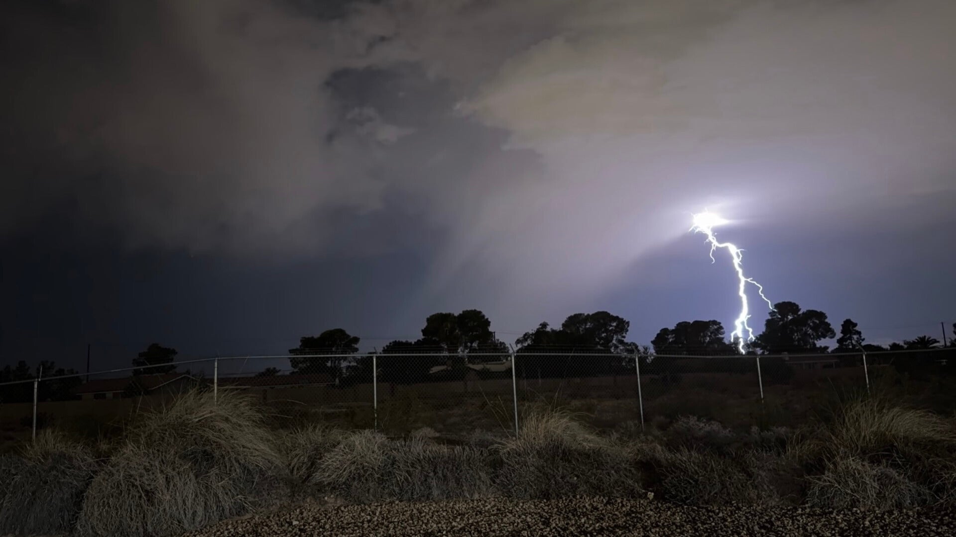 Weather Words: Virga Bomb | Weather.com