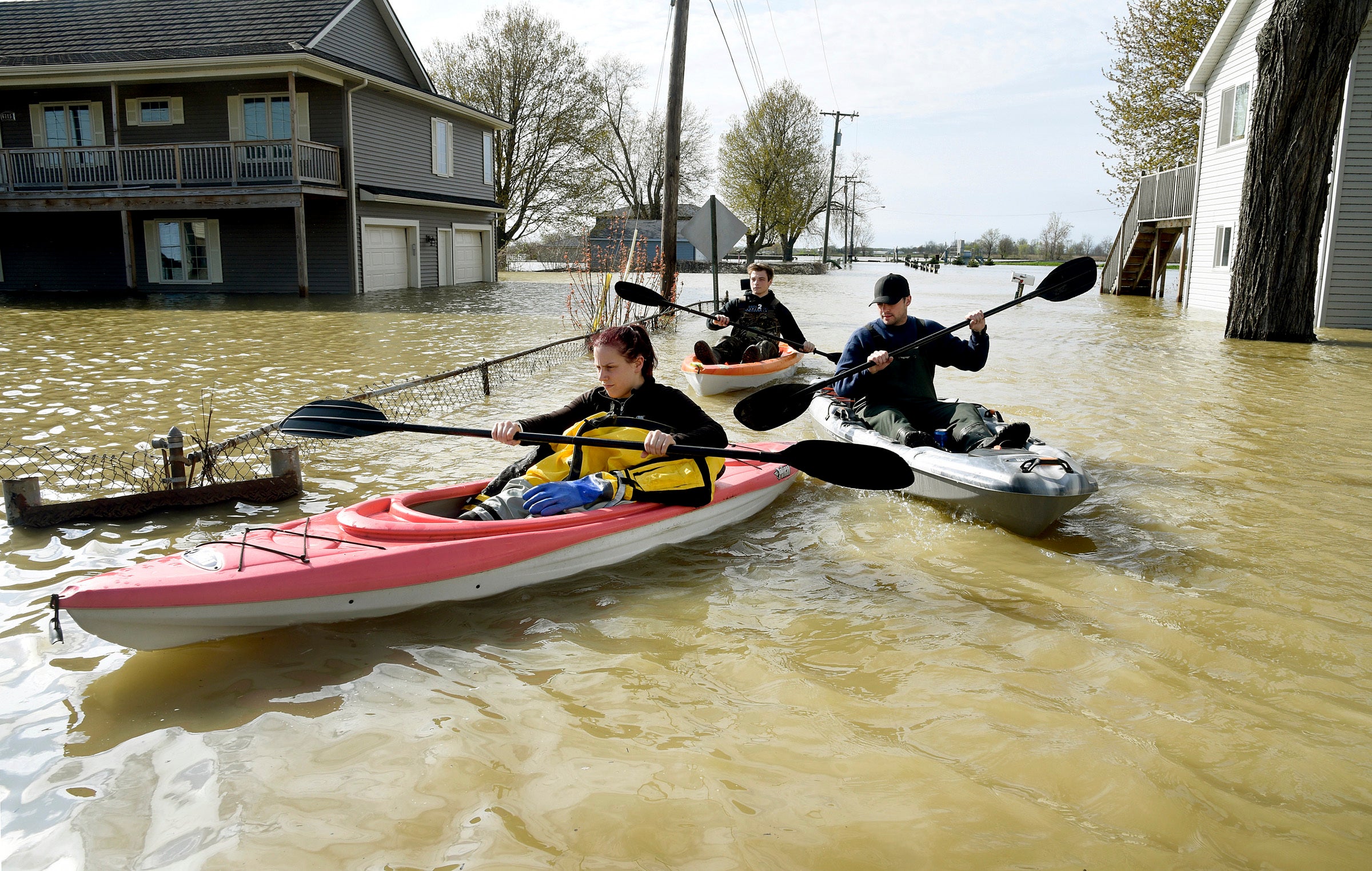Great Lakes Water Levels at 'Precipice of a Disaster' With Flooding ...