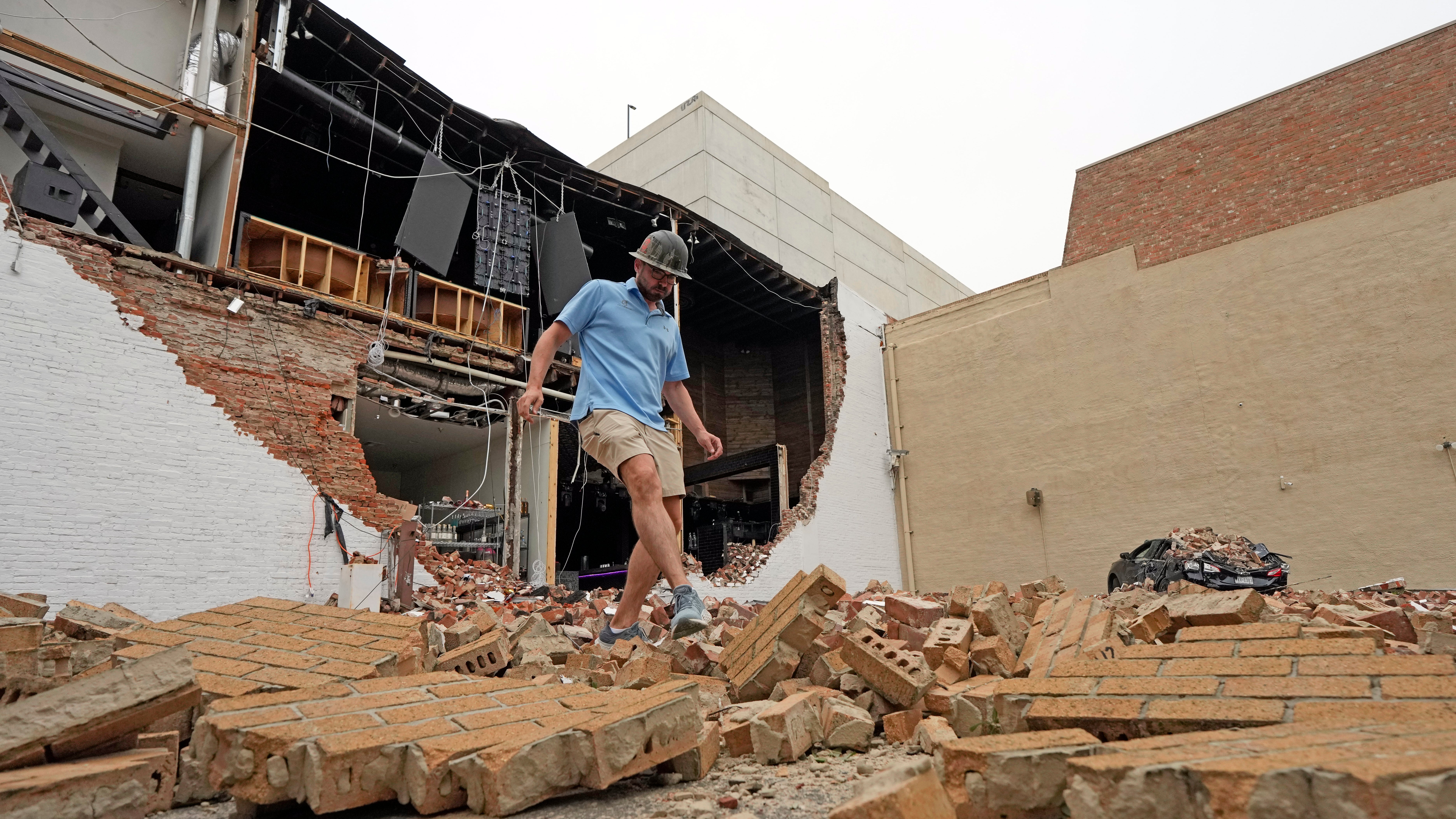 Houston Power Outages Could Linger For Weeks | Weather.com