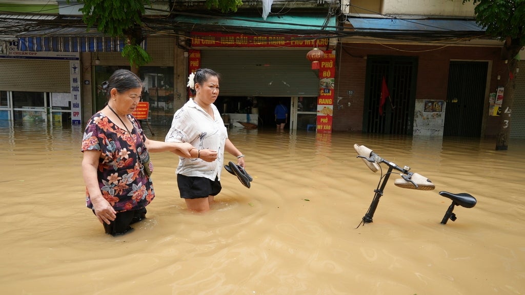 199 Dead In Vietnam From Typhoon Yagi Aftermath | Weather.com