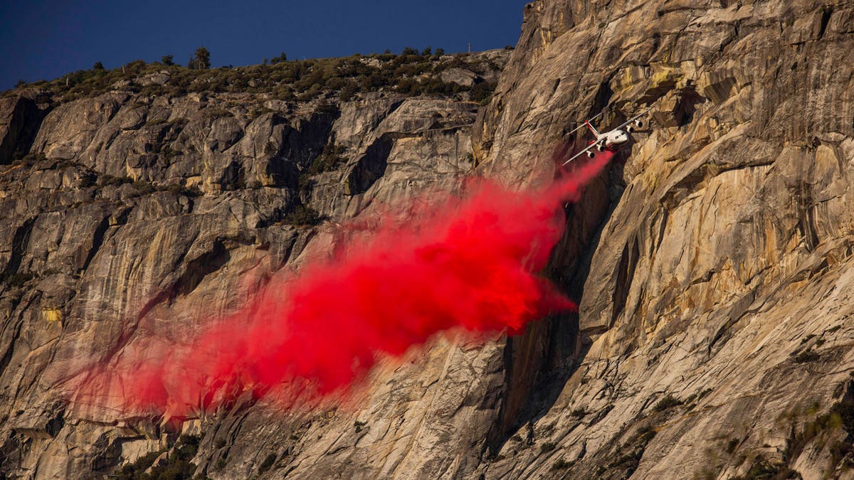 Garnet Fire Burns Through Giant Sequoia Grove | Weather.com