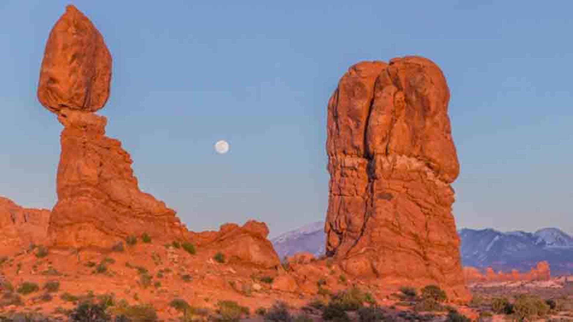 Weirdly Balanced Rocks Could Be Key To Predicting Earthquakes, New ...