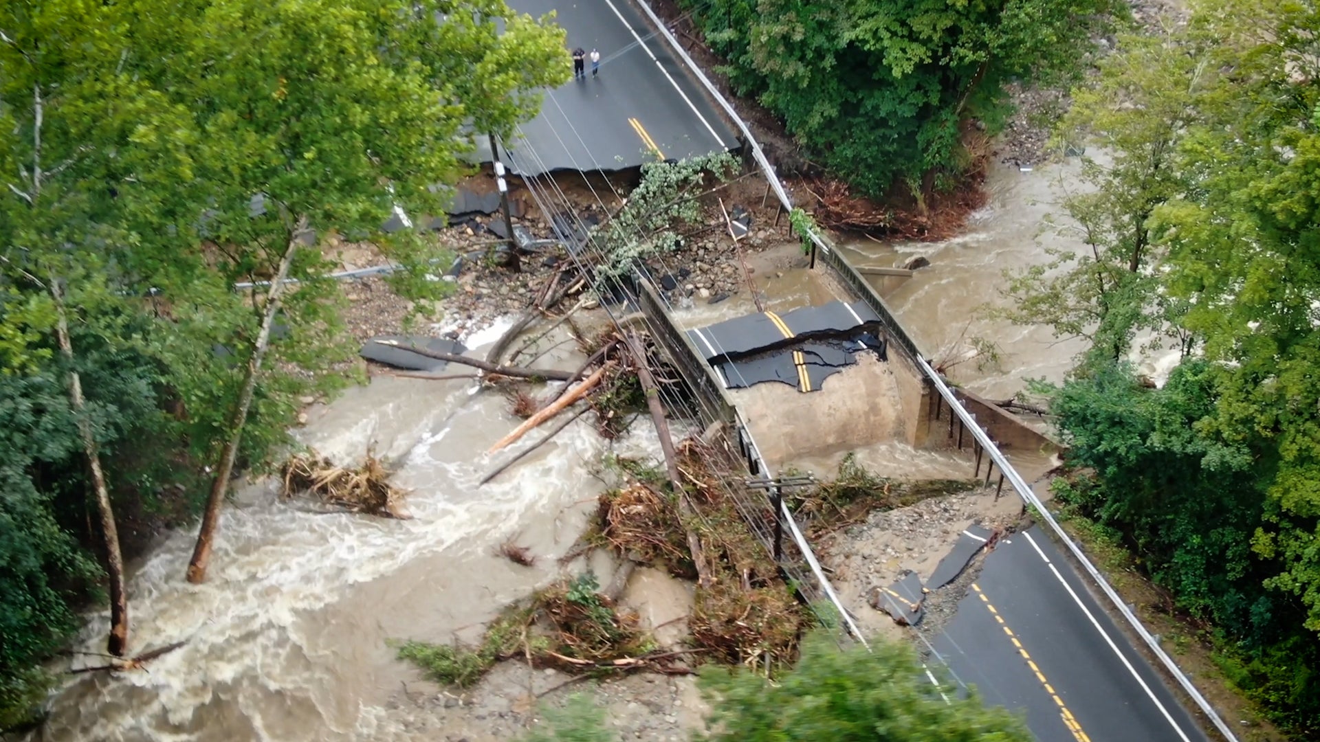2 Dead After Floods Ravage Connecticut Towns - Videos from The Weather ...