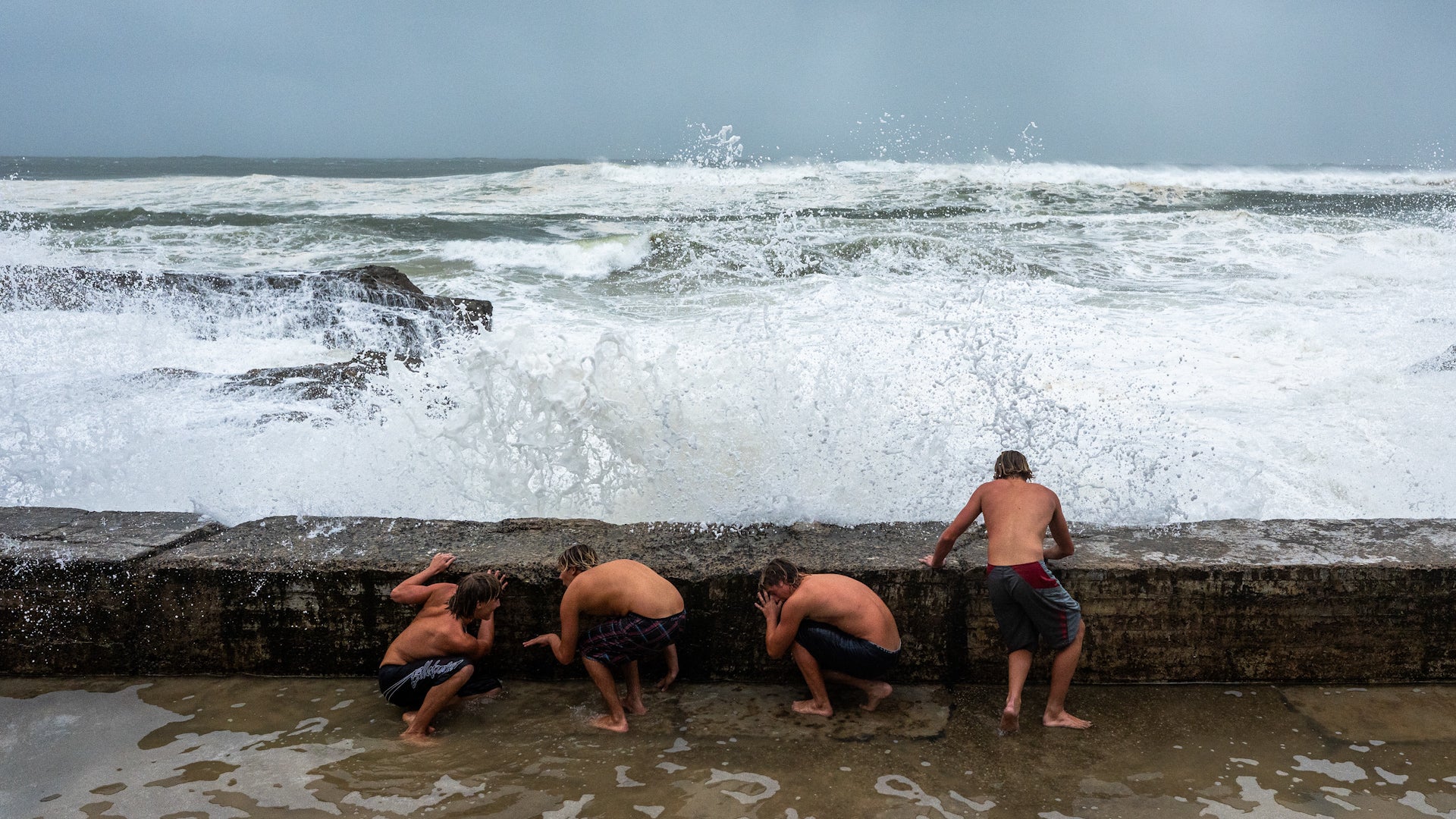 Rare Cyclone Bears Down On Australia - Videos from The Weather Channel