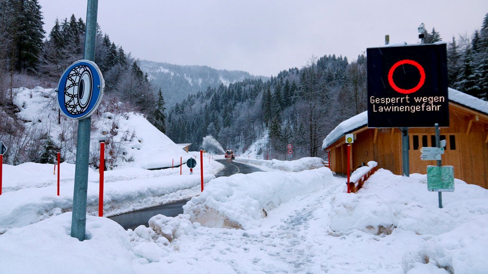 Massive Avalanche Hits German Hotel; 26 Killed in European Winter ...