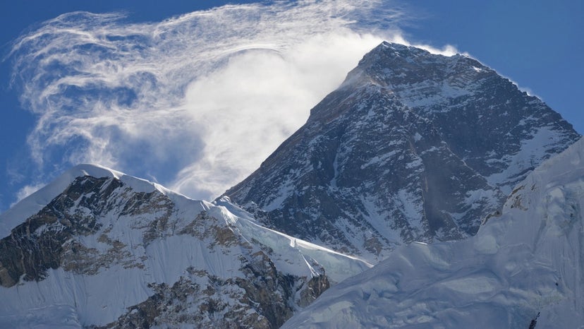 Climber Scales Mount Everest Four Times In 15 Days | Weather.com