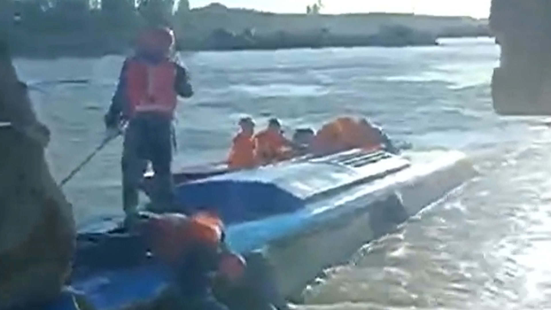 Bus Falls into River, at Least 3 Killed - Videos from The Weather Channel