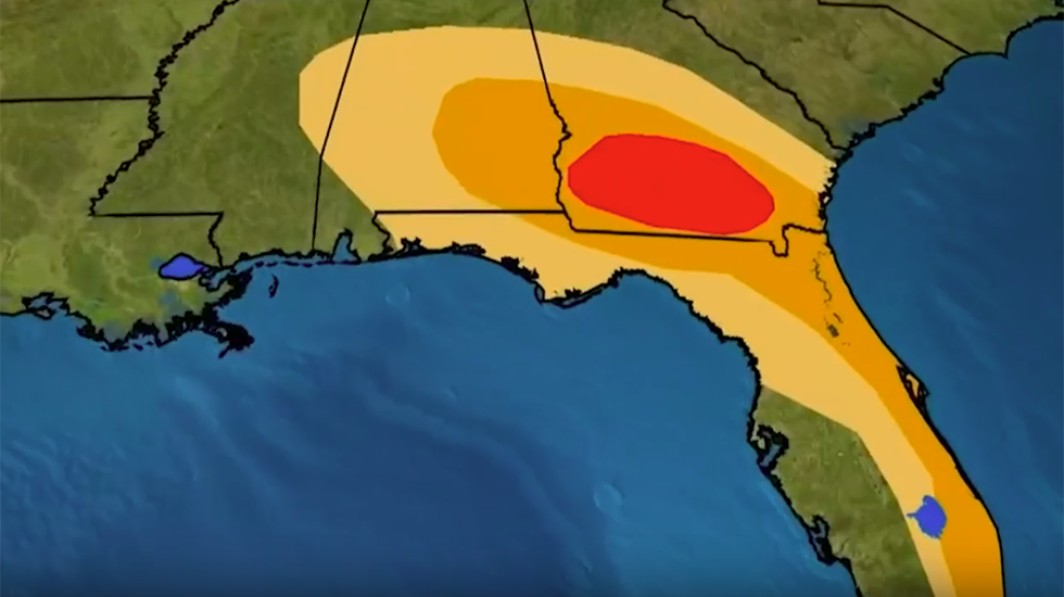Huge Meteor Lights up the Sky | The Weather Channel
