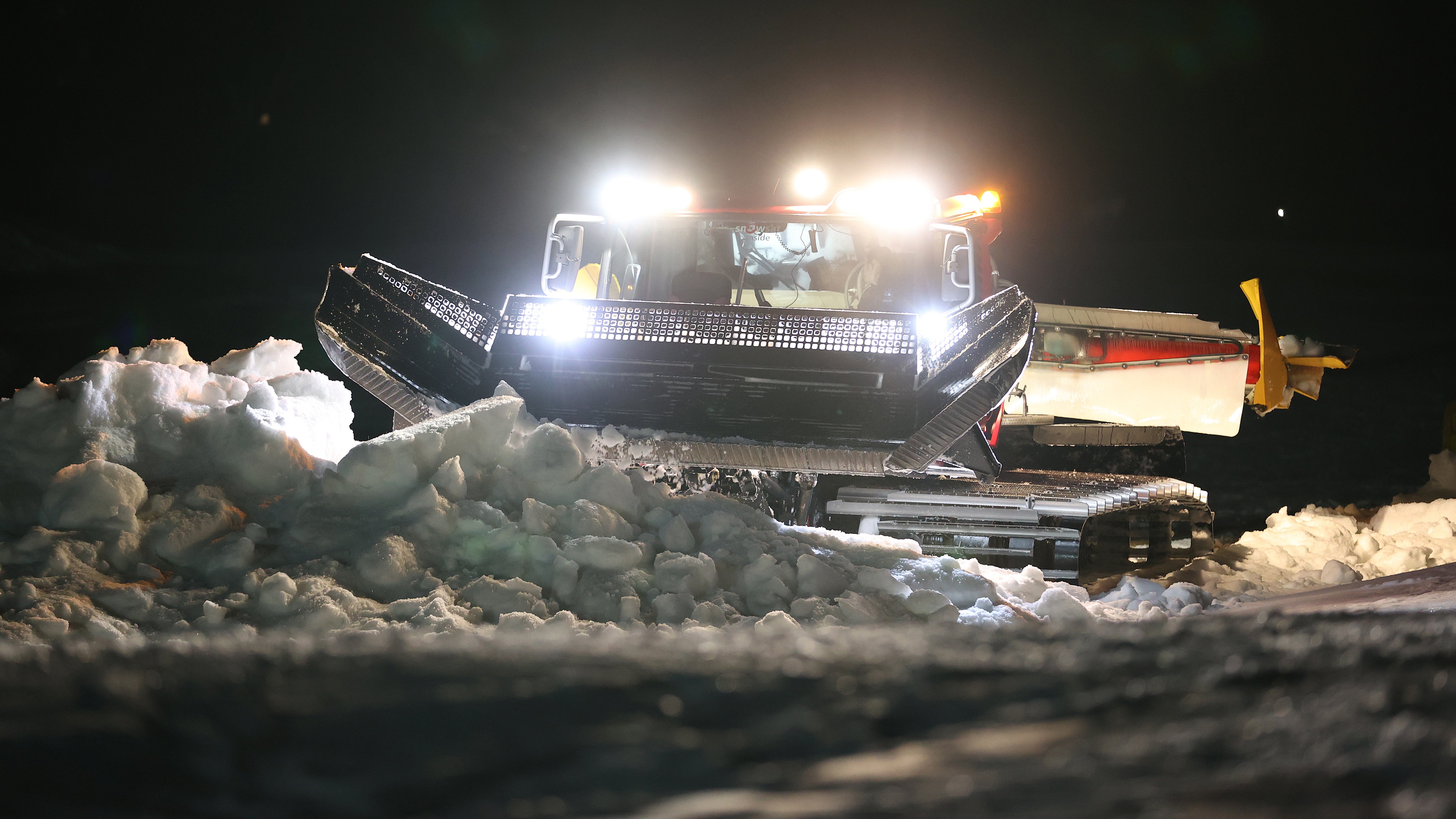 Snow in June? Yes, in Australia | Weather Underground