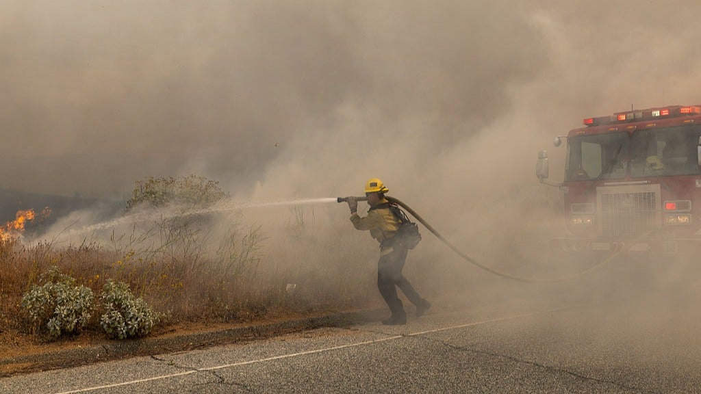 Springs Fire 95% Contained After Growing To 4,100 Acres Near Lake ...