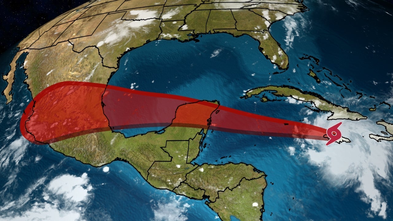 Flying into the Eye of Hurricane Irma - Videos from The Weather Channel ...