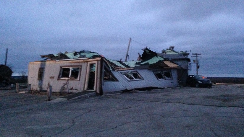 12 People Rescued From Grubsteakers Restaurant in Rochelle, Illinois ...