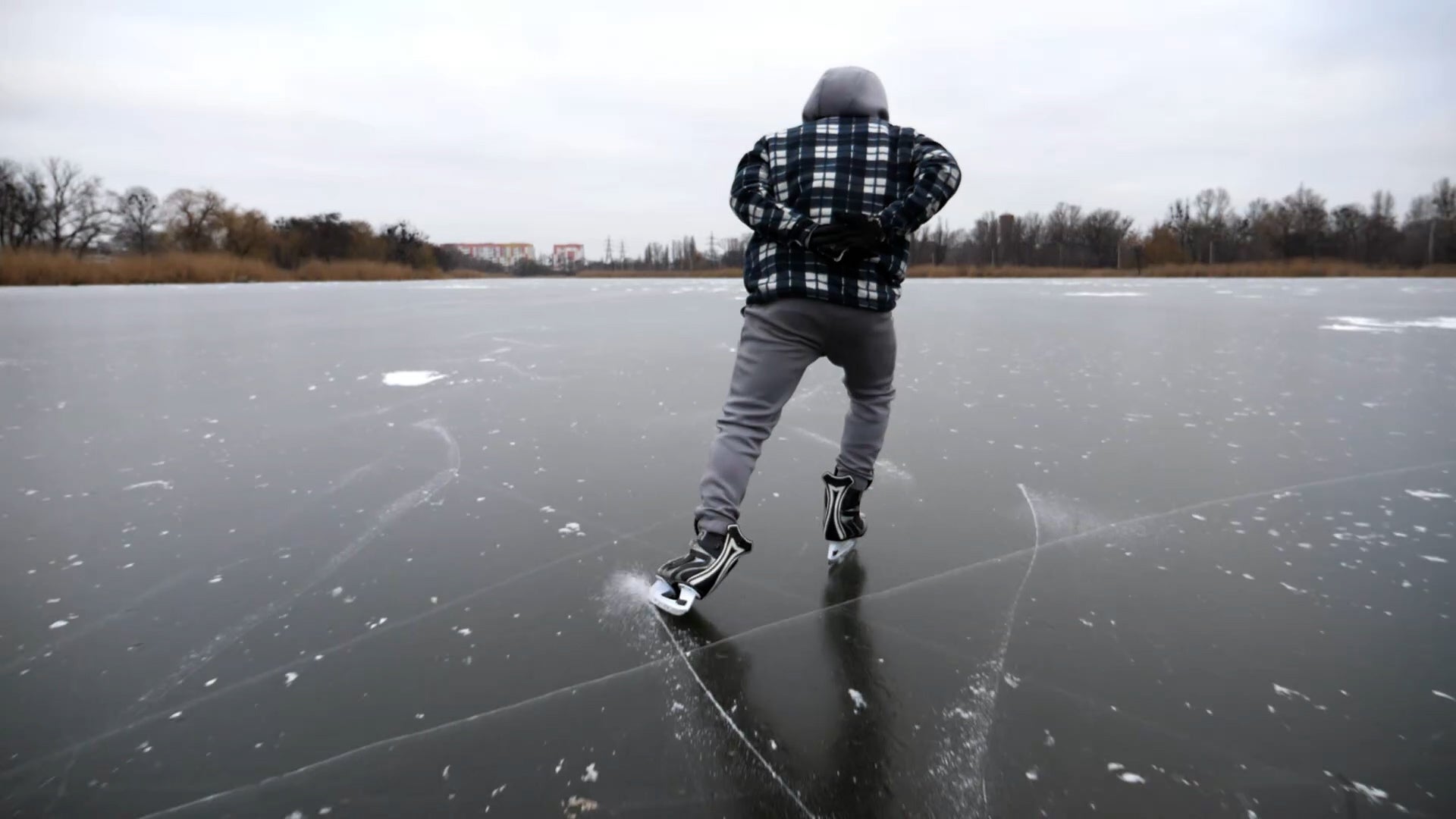 Weather.com's Guide To Safe Outdoor Skating | Weather.com