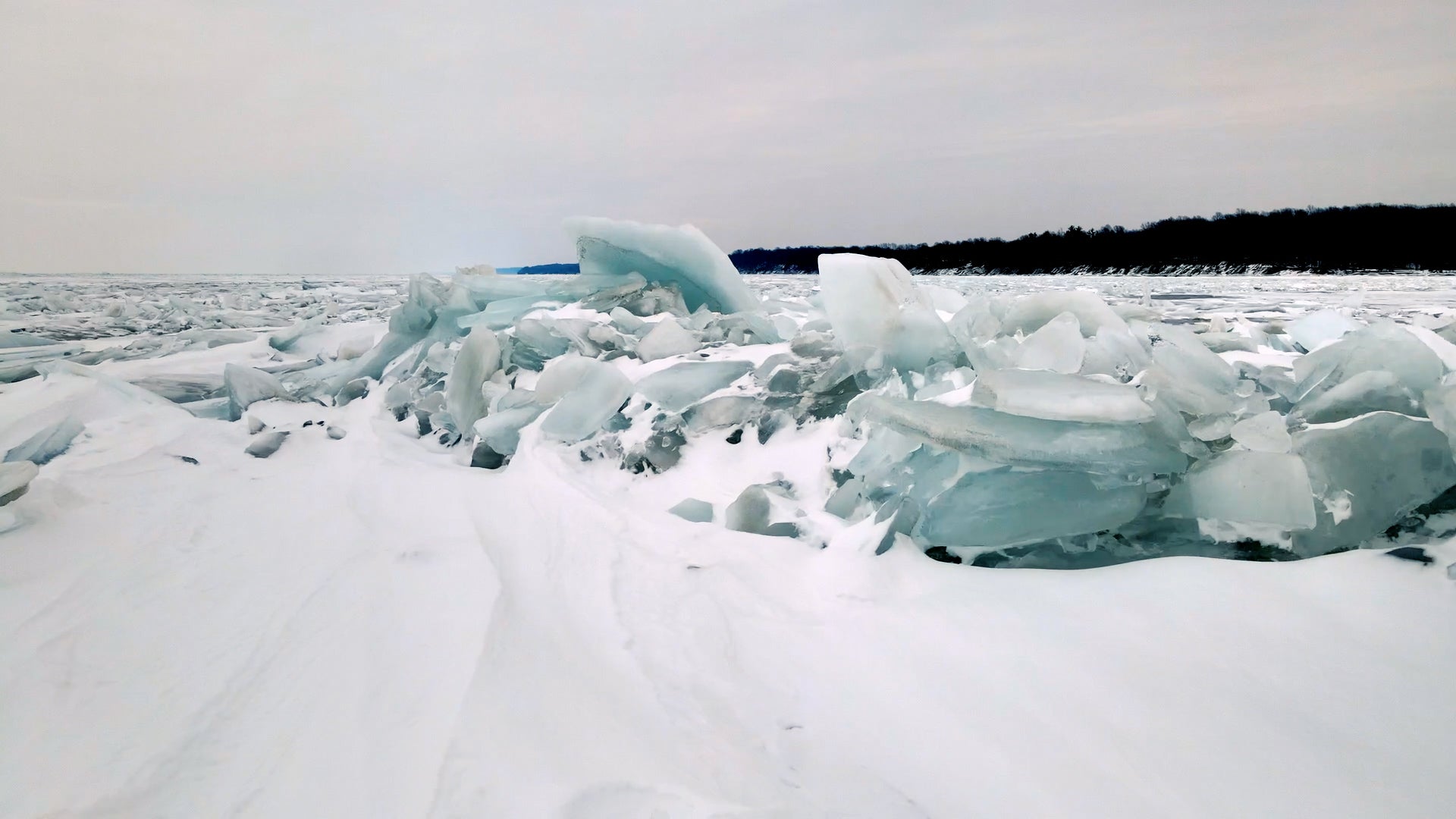 Frozen Lake Erie WATCH: Satellite Images Reveal How Lake Erie Has