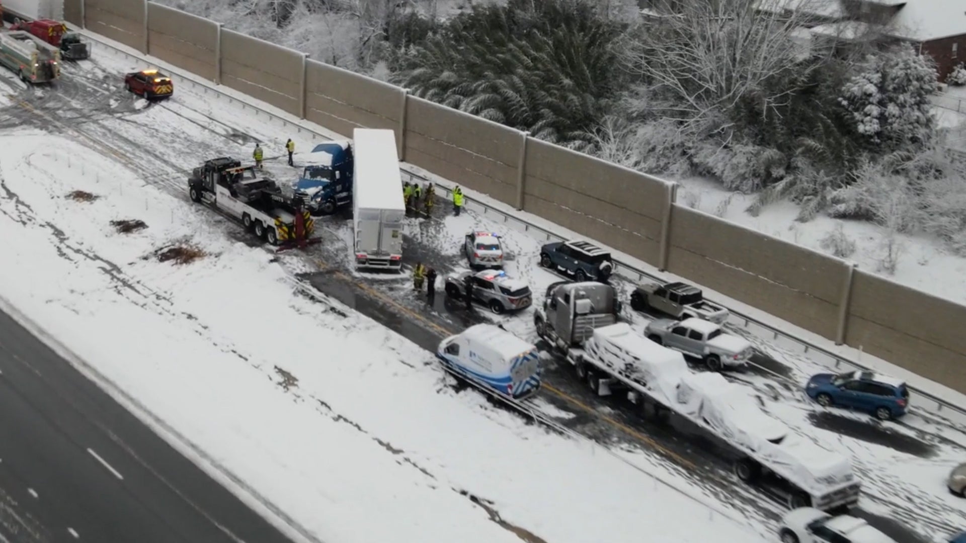 Snowy Crashes Shut Down Louisville Highway - Videos from The Weather ...