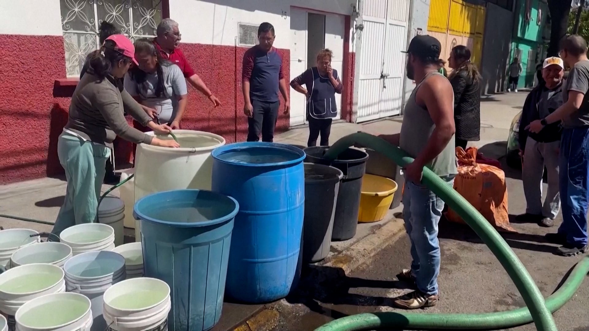 Mexico City Edges Closer To 'Day Zero' - Videos from The Weather Channel