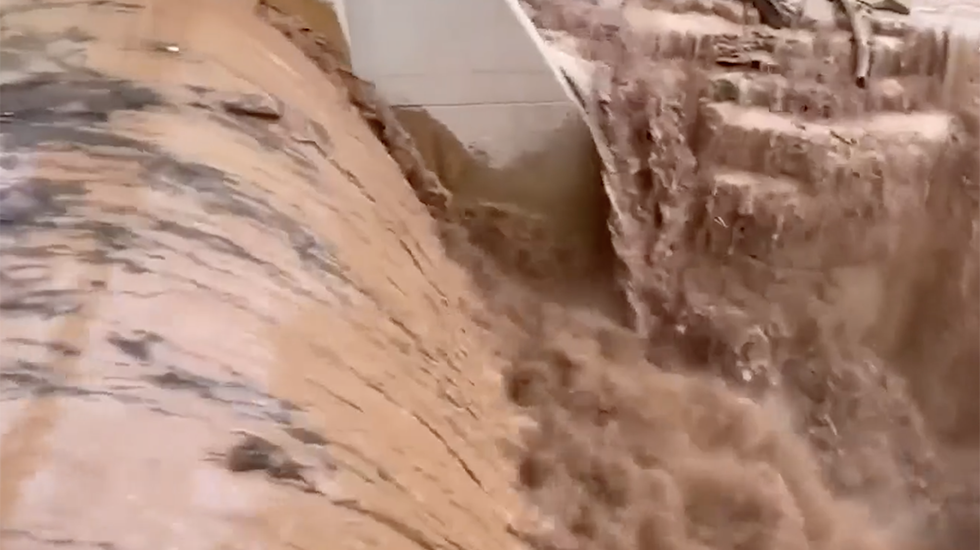 Utah Dam Overwhelmed By Monsoon Flooding - Videos from The Weather Channel