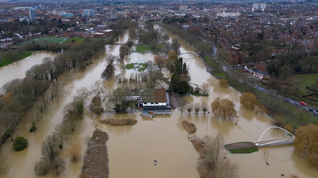 Winter Storm Bella Floods Homes, Knocks Out Power Across United Kingdom ...
