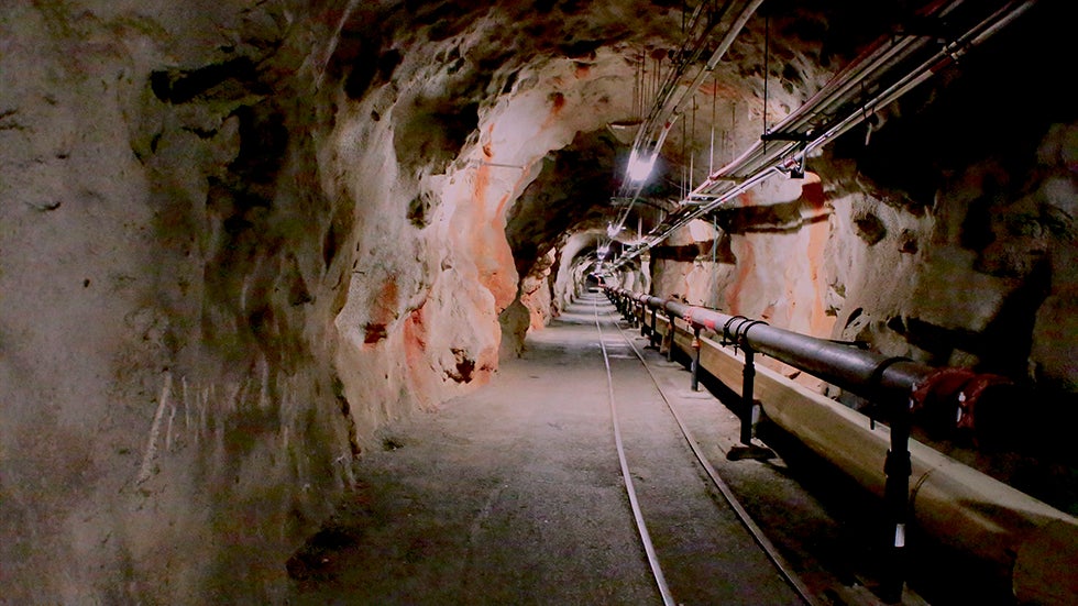 Antarctica’s Massive Denman Glacier Retreats 3 Miles in 22 Years ...