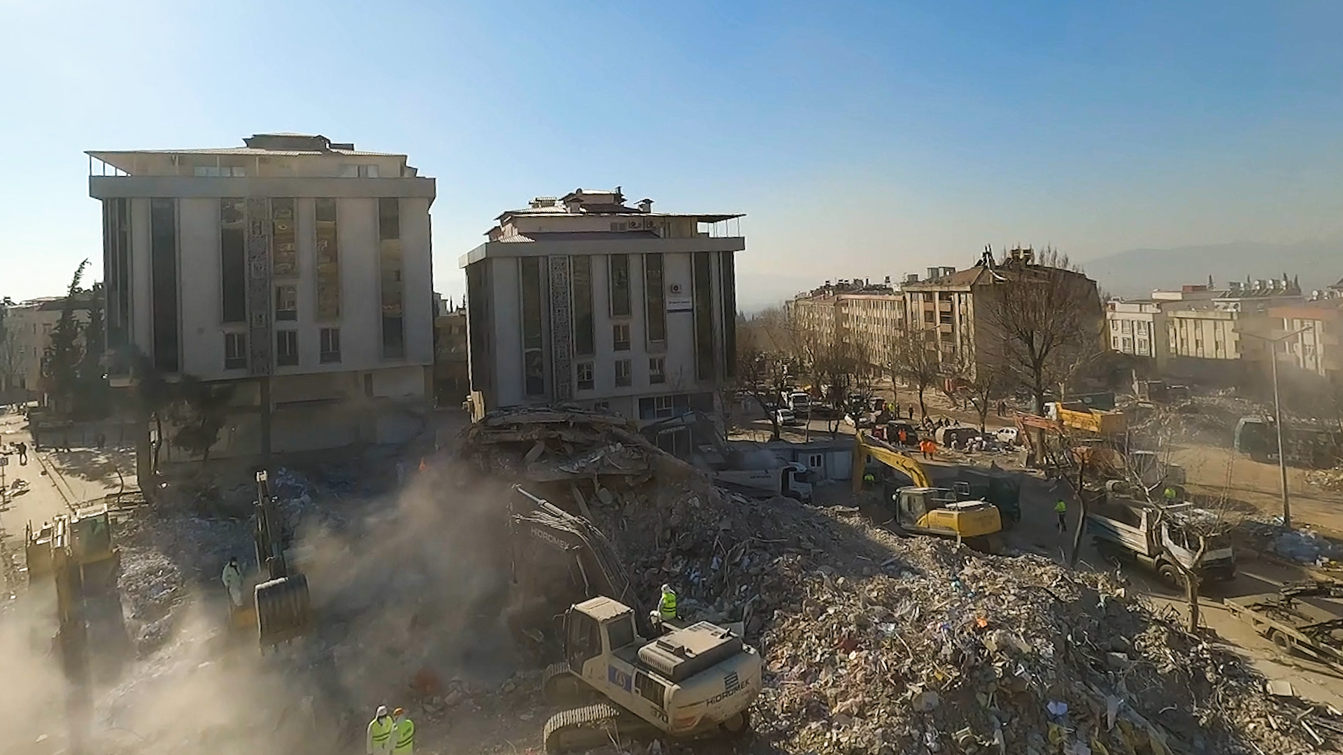 New Images Reveal Earthquake’s Incredible Destruction - Videos from The ...