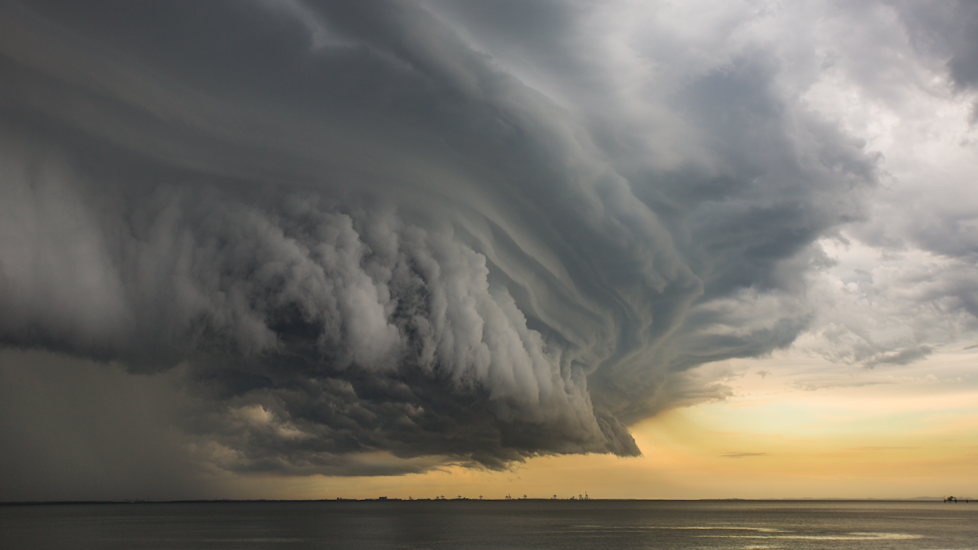What Is A Supercell? - Videos from The Weather Channel