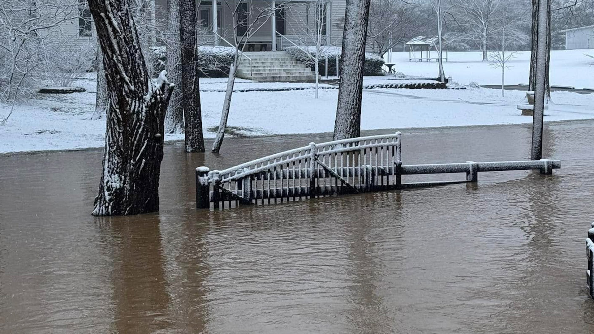 Do You Know The 3 Criteria That Define A Blizzard? - Videos from The ...