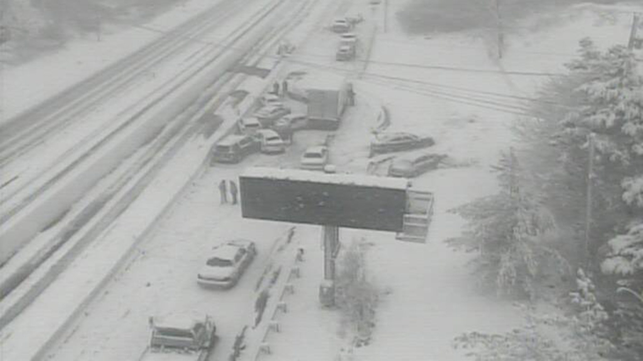 Multiple Pileups Close Ohio Roads as Snow Moves East; Storm Claims at ...