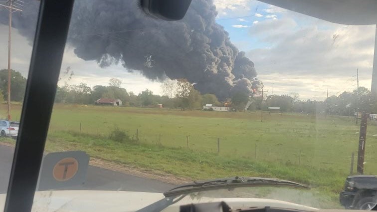 Texas Chemical Plant Burns Northeast Of Houston | Weather.com