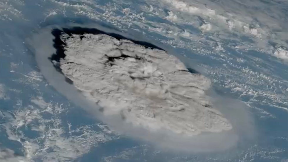 Tonga Eruption 100 Times More Powerful Than Hiroshima Bomb - Videos ...