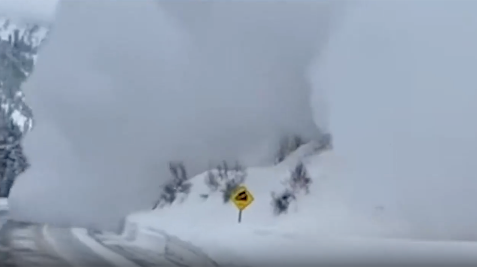 Avalanche Hits Utah’s Snowbird Resort - Videos from The Weather Channel