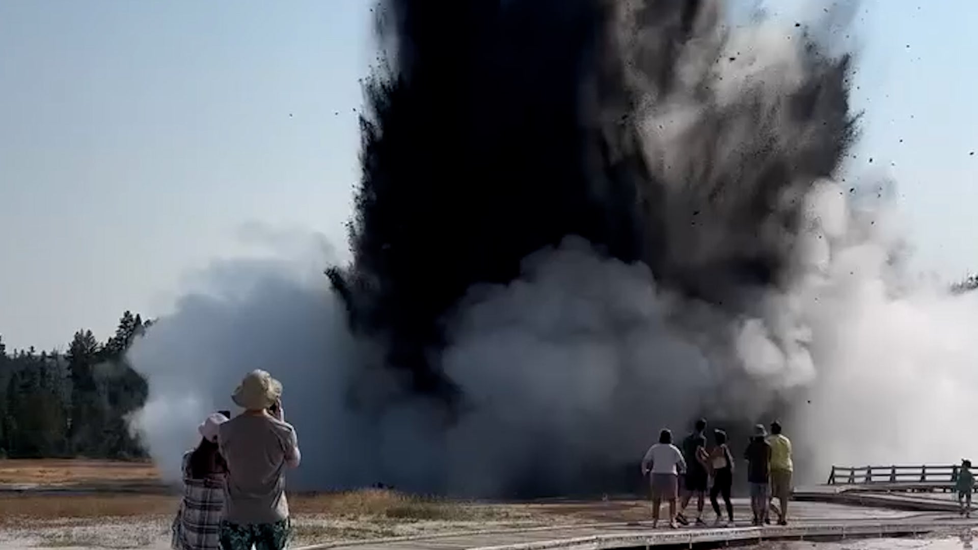 'Mini Tsunami' Kills Wild Horses off Outer Banks - Videos from The ...