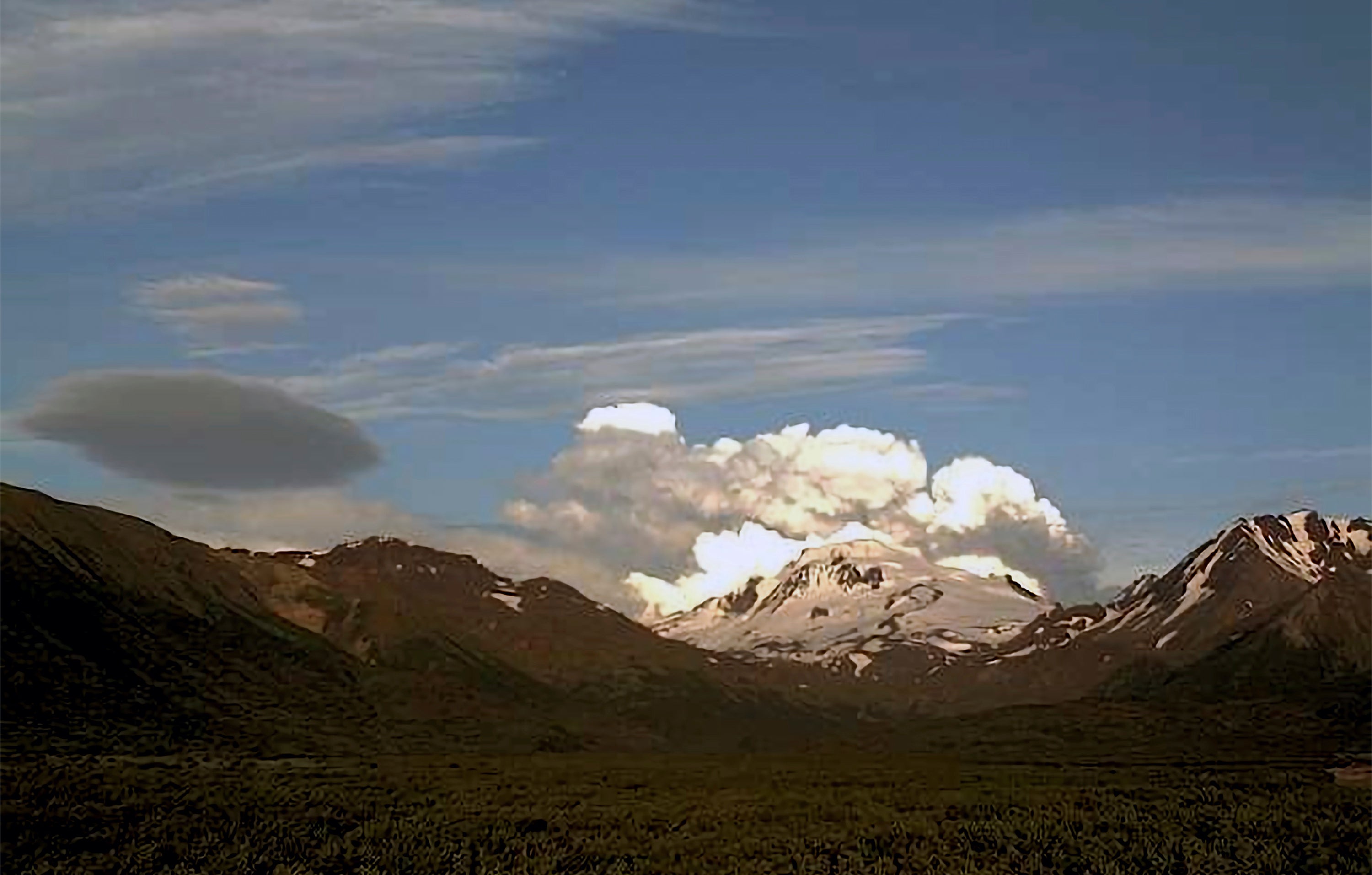 Alaska Volcano Spews Ash Cloud | Weather.com