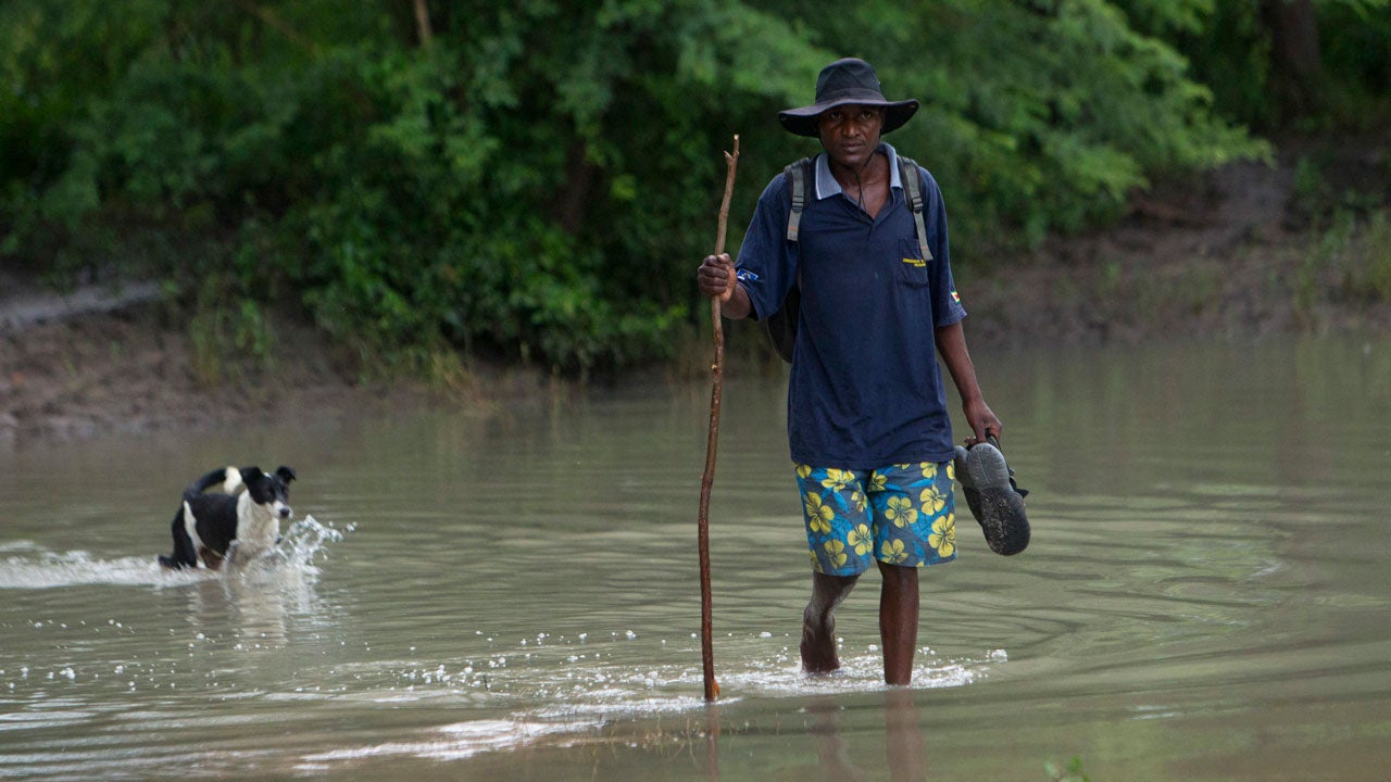 More Than 200 Dead After Flooding Destroys Homes in Zimbabwe | The ...