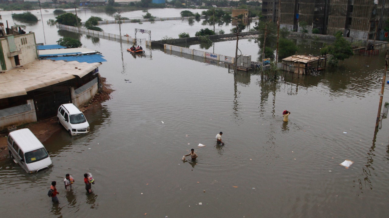 India Monsoon Flooding Death Toll Tops 700; Lightning Kills at Least 11 ...