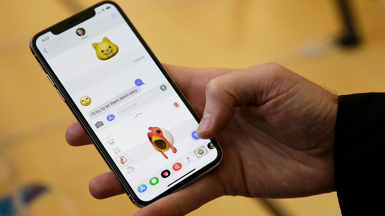 iPhone X Freezes Up in Cold Weather, Customers Say | The Weather Channel