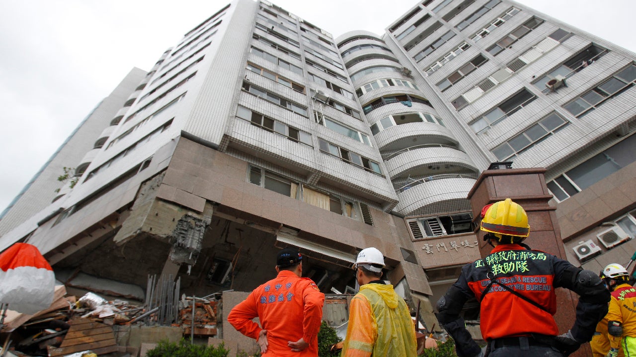 Taiwan Earthquake Death Toll Rises to 12; Rescuers Running Out of Time ...