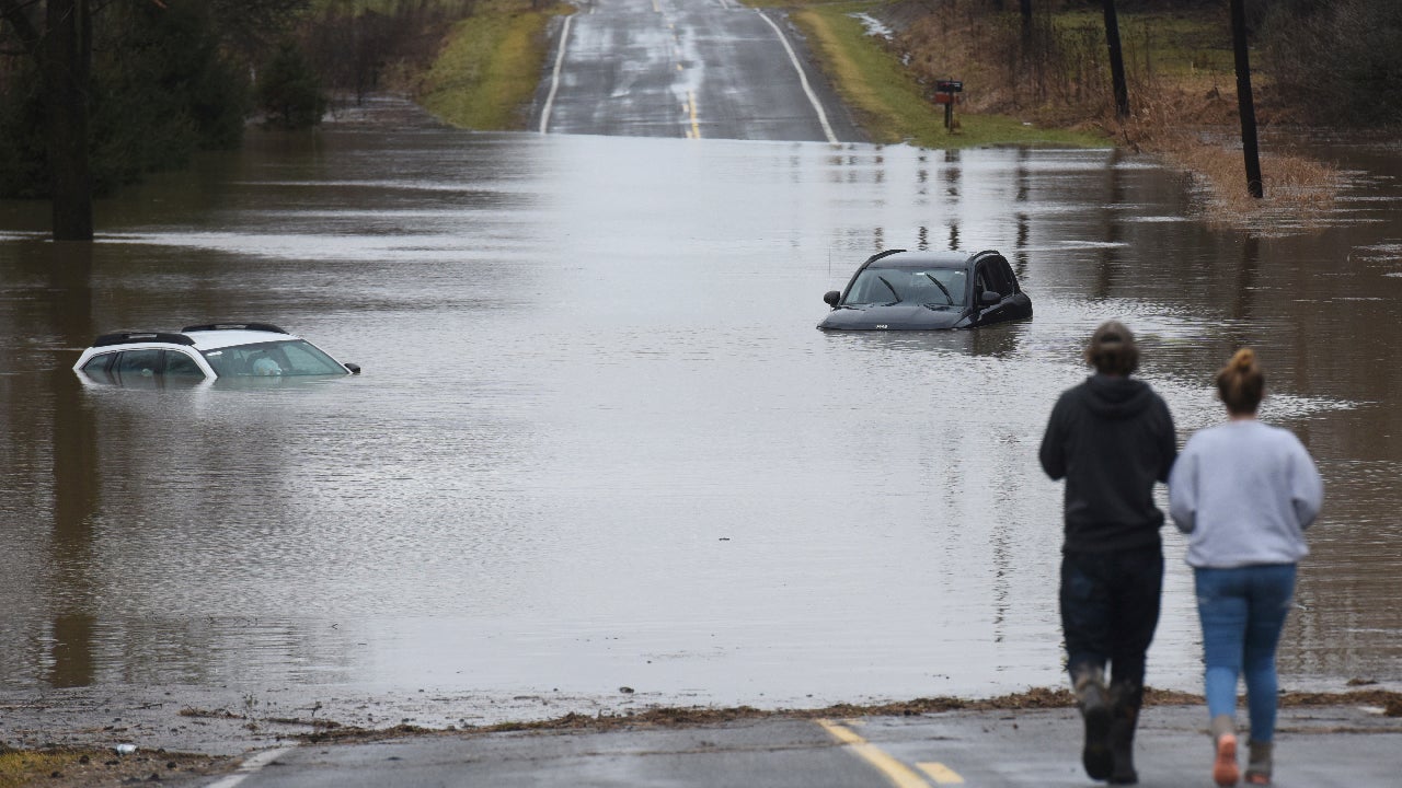 Deadly Flooding in the Midwest, South Sends Hundreds into Shelters ...